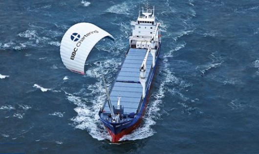 Company Uses Kite to Propel Cargo Ships - Good News Network