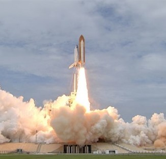 Thousands Flock to Florida to Watch Final Space Shuttle Launch (Video ...