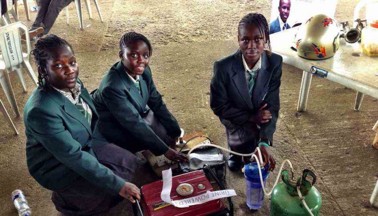 Photo of the Day - Nigerian Teens Make Urine-Powered Generator - Good ...