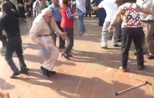 Grandpa Surprises Everyone With Age-Defying Dance Moves (Video) - Good ...