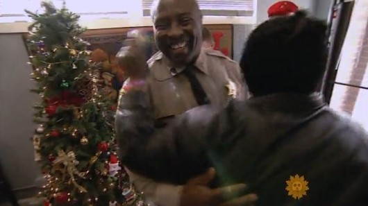 Secret Santa Asks Police to Hand Out Thousands in Cash on City Streets ...