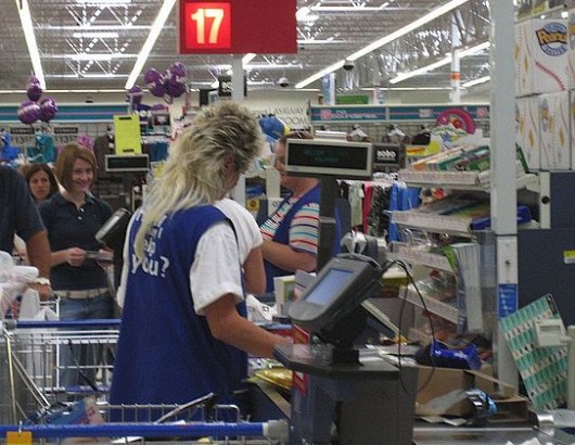 Wal-Mart Gives 500,000 Employees A Pay Raise - Good News Network