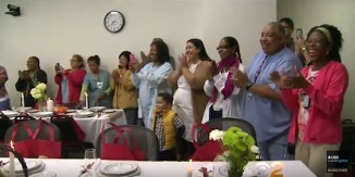 Thanksgiving Hero Nurses Who Work the Holiday, Get Surprise Feast ...