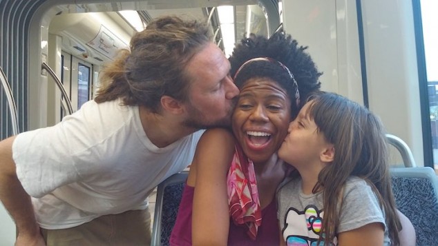 Dating Site That Hooks Up Volunteers Leads to a Valentine’s Day Wedding ...