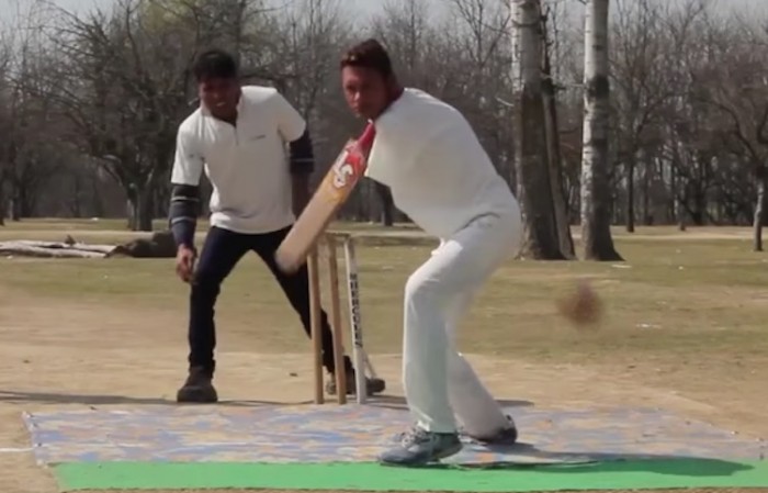 Inspiring Cricket Player Competes Doing Everything Without Arms (WATCH)