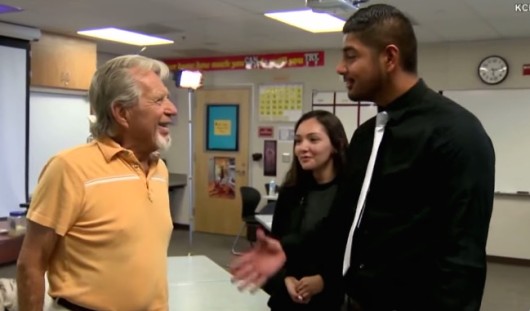 This 86-Year-old Stranger is Paying for 8 Students' College Tuition ...