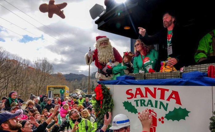Santa Train Delivers Free Toys, Clothing to Thousands of Appalachian ...
