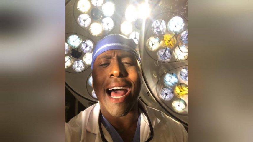 Doctor Stuns With Extraordinary Singing Voice Between Surgeries: ‘Music ...