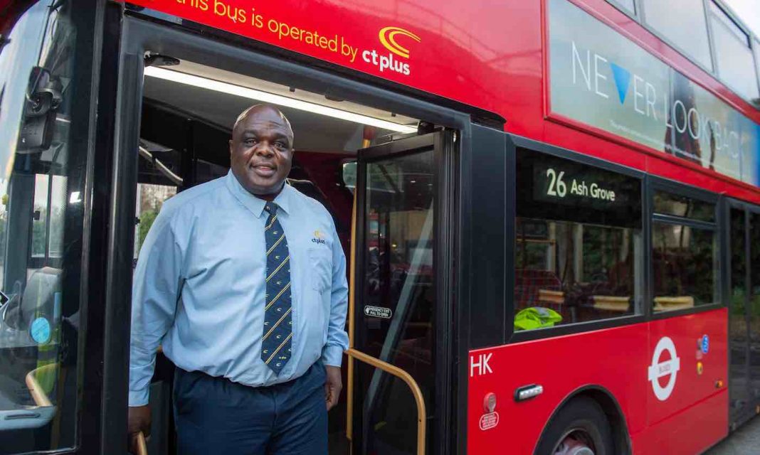 Formerly Homeless Bus Driver Wins Awards Because He Never Stops Smiling ...
