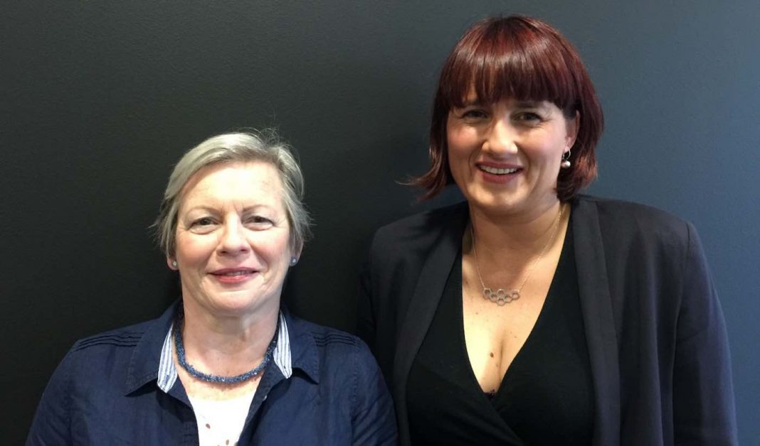 Years After She Smells Parkinson’s Disease on Her Husband, Woman is Now ...