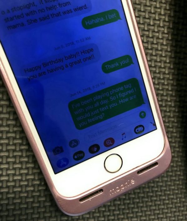 Woman Reunited With Last Text Messages From Late Father Thanks to Diver ...