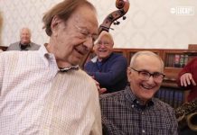 Daredevils Doing Flips on ‘World's Largest Trampoline’ Suspended From Crane Just Proves ...