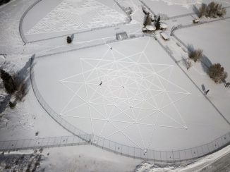 Artist Creates Breathtaking ‘Drawings’ in Snow By Walking for Hours at ...