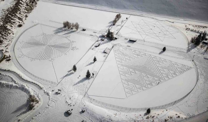 Artist Creates Breathtaking ‘Drawings’ in Snow By Walking for Hours at ...
