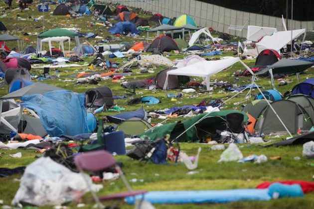 Eco-Activist Hits Fashion Week Catwalk With Clothing Made Out of ...