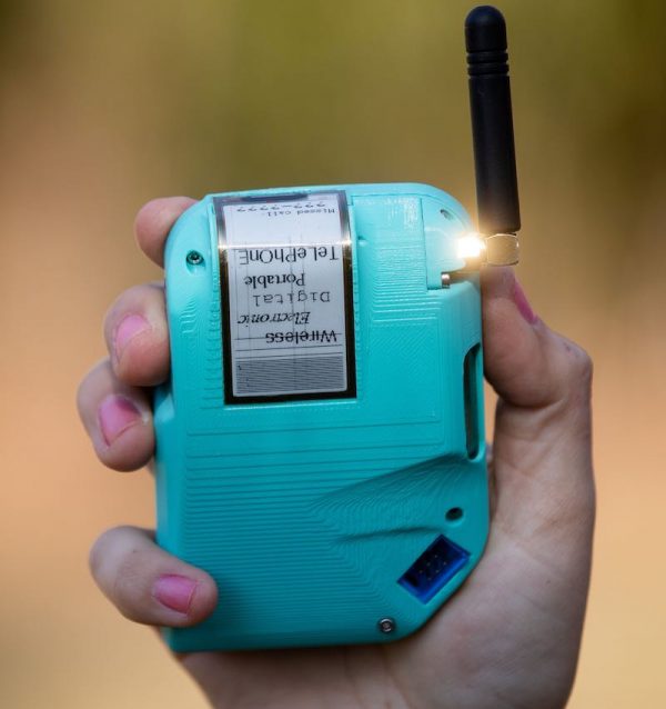 Engineer Makes a DIY Cell Phone With Rotary Dial So She Doesn’t Have to ...