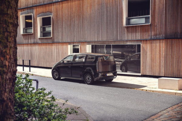 This New German Car is Covered With Solar Panels and Charges As It Drives