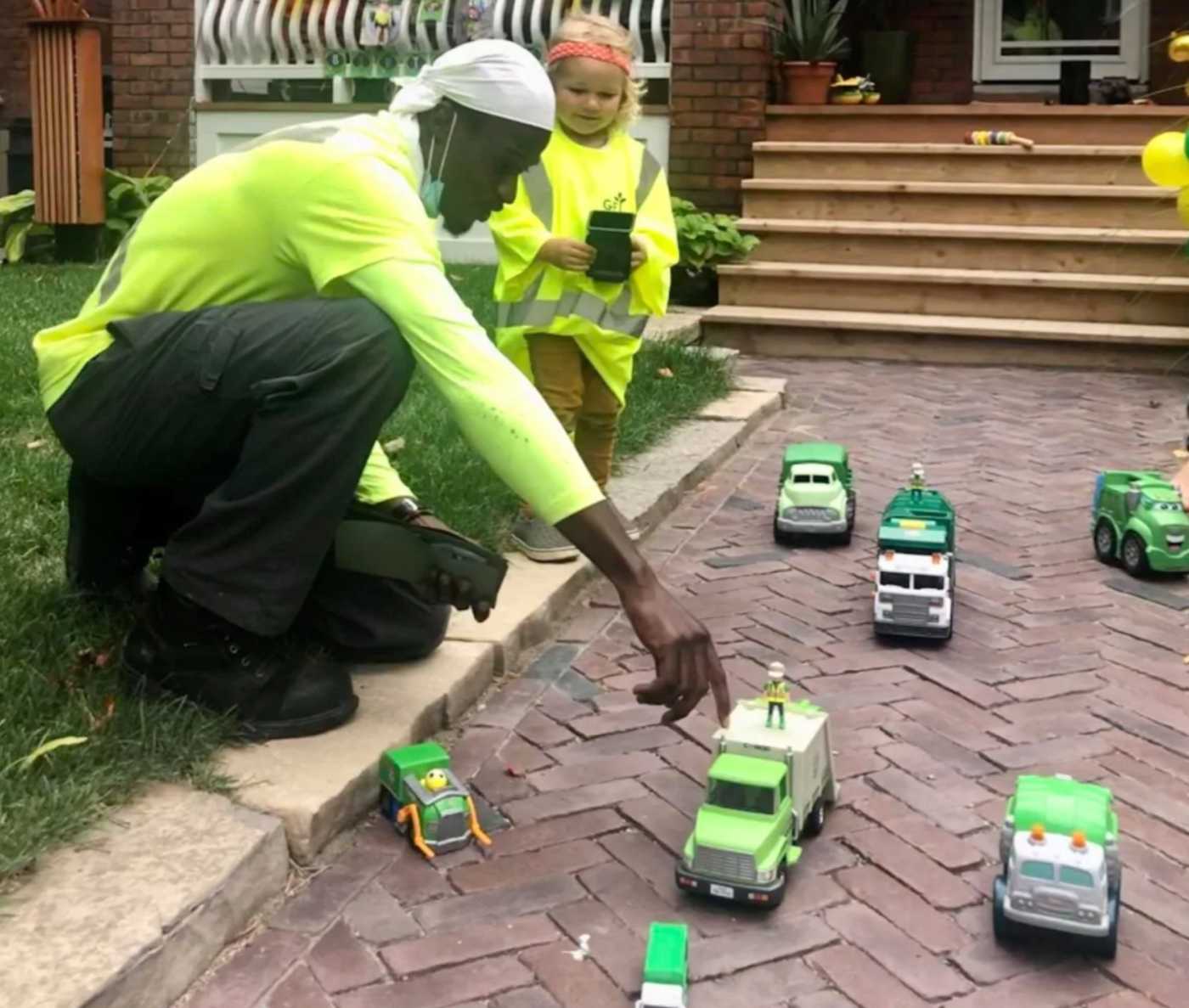 Toddler Gets His Own Real-Life Garbage Truck Parade From Local Trash ...