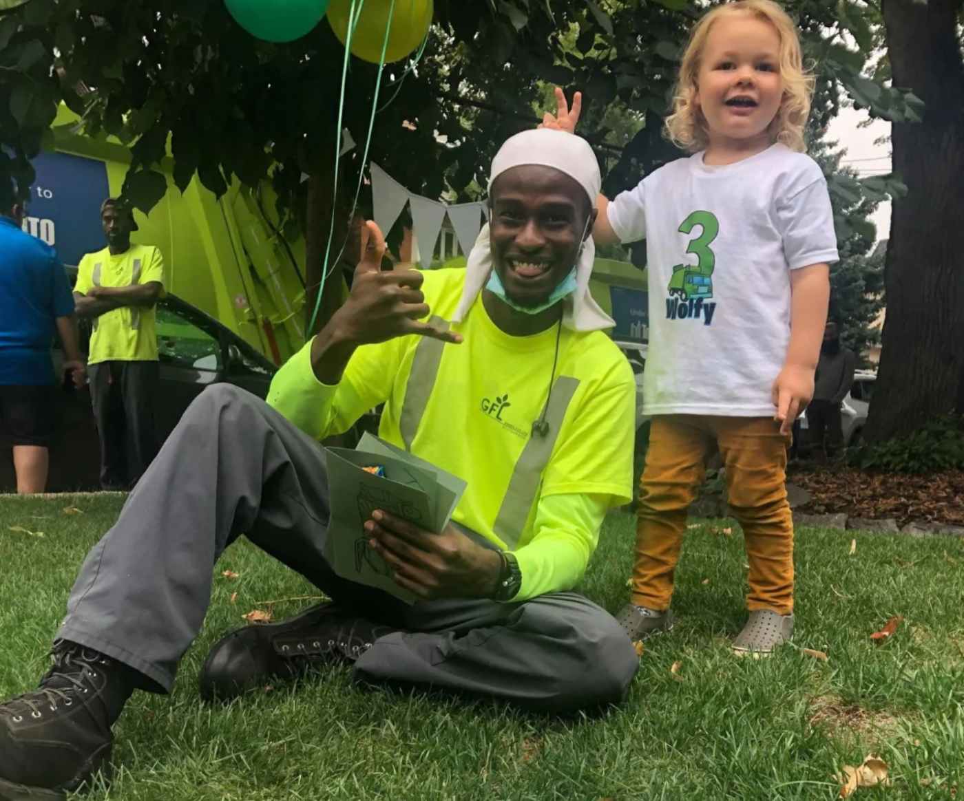 Toddler Gets His Own Real-Life Garbage Truck Parade From Local Trash ...