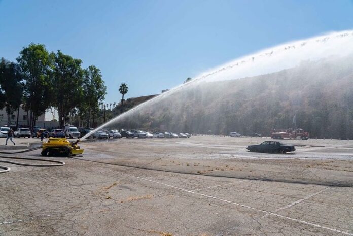 First Firefighting Robot in America Just Helped to Put Out a Blaze in ...