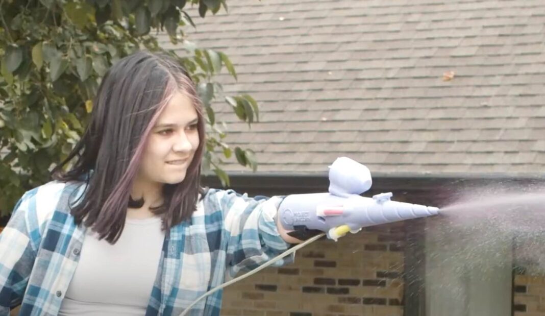 Young Inventor Turns Her Disability into ‘Superpower’ After Building ...