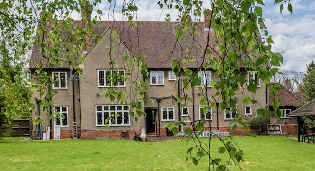 'Lord of the Rings' Cast is Crowdfunding to Buy J.R.R. Tolkien’s Home ...