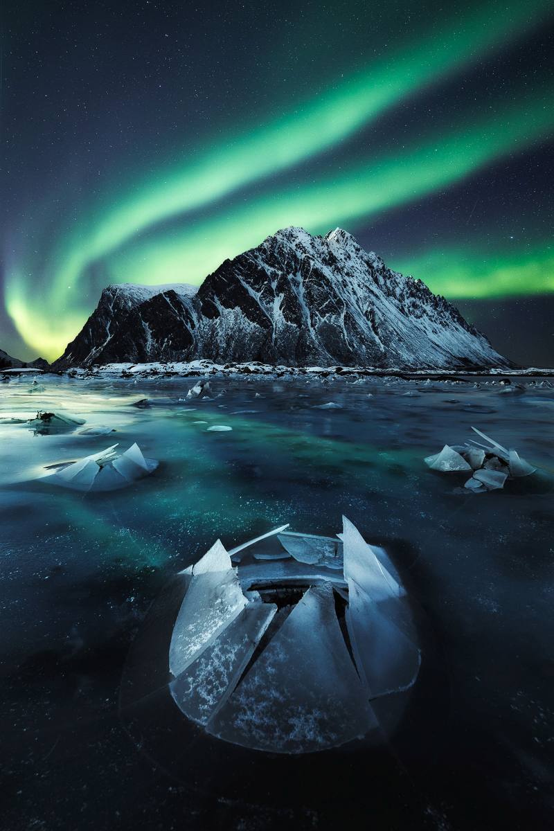 See the Stunning Winners of the Northern Lights Photographer of the ...