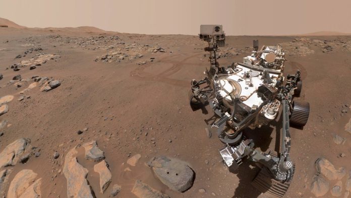 Strange Rock Found on Mars with Zebra Markings Has NASA Scientists ...