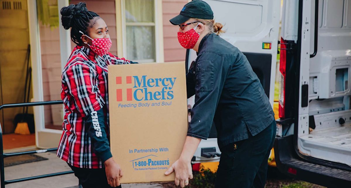 Mercy Chefs Serves Its 10 Millionth Meal — Then, Heads to Texas to Feed ...