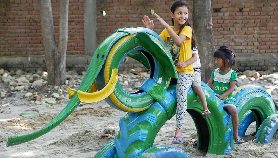 Woman Uses Old Tires And Turns Them Into Beautiful Playgrounds