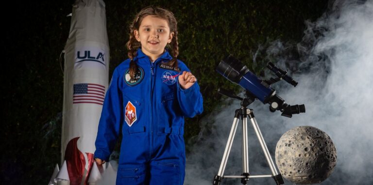 7-Year-old Girl Obsessed With Space Will Become the First Kid to Send ...