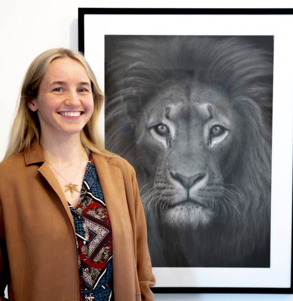 Young Artist Draws ‘Picture Perfect’ Pencil Portraits, Says Anyone Can ...