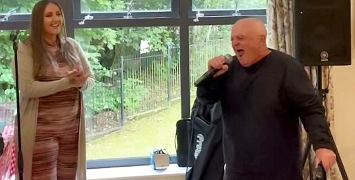 81-Year-old Wows Nursing Home With Incredible Impromptu Performance of ...