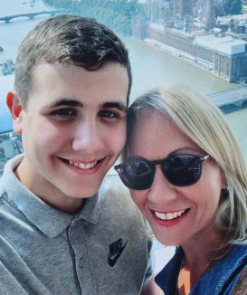 Mom Installs 20 Defibrillators Around Town After She Loses Teen Son to ...