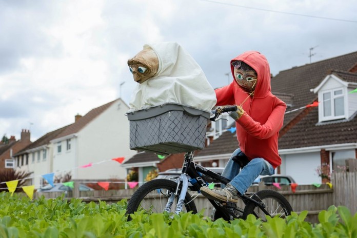 Genius Scarecrow Competition Attracts Thousands to Village - LOOK