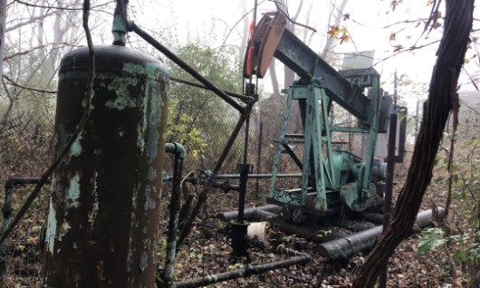 Researchers Successfully Turn Abandoned Oil Well into Giant Geothermal ...