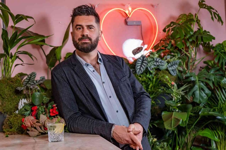 A 'Plant Dating' Pop-up has Appeared in London to Help Brits Find Their ...