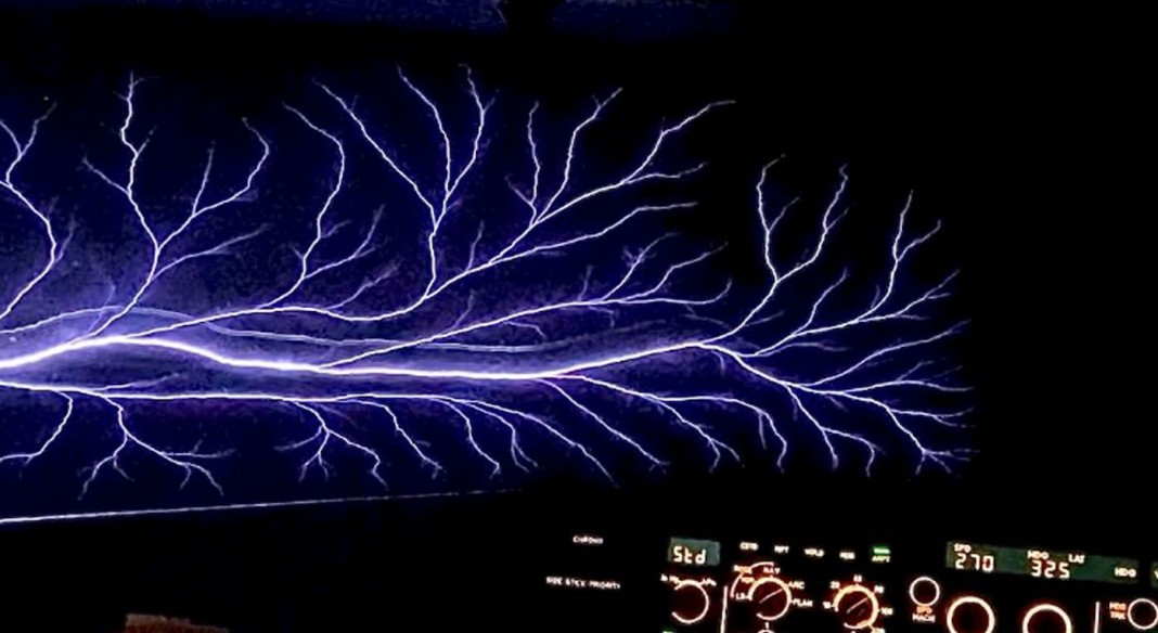 Pilot Captures Jaw-Dropping Spectacle of St. Elmo's Fire Phenomenon