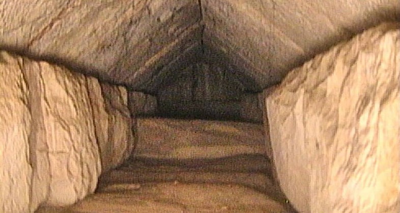 Hidden Corridor Discovered Inside Great Pyramid of Giza by Non-invasive ...