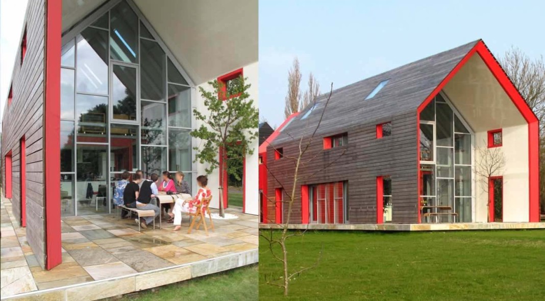 ‘Sliding Home’ With Flexible Design Can Open to Glass in Summer and ...