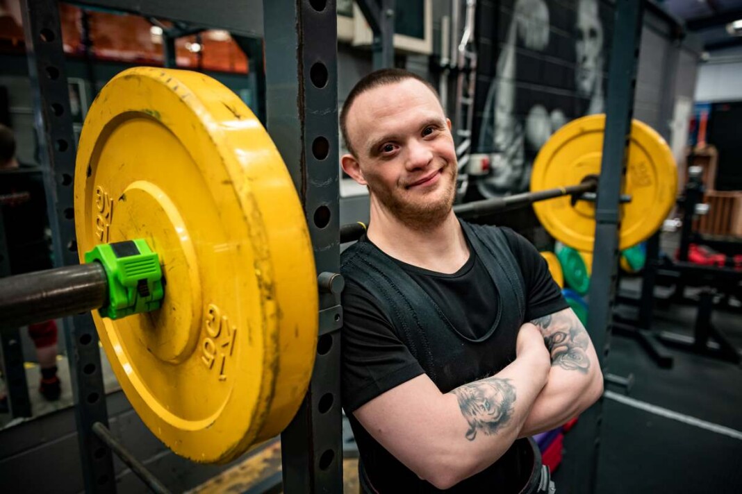 Powerlifter with Down Syndrome Hailed an Inspiration After Overcoming ...