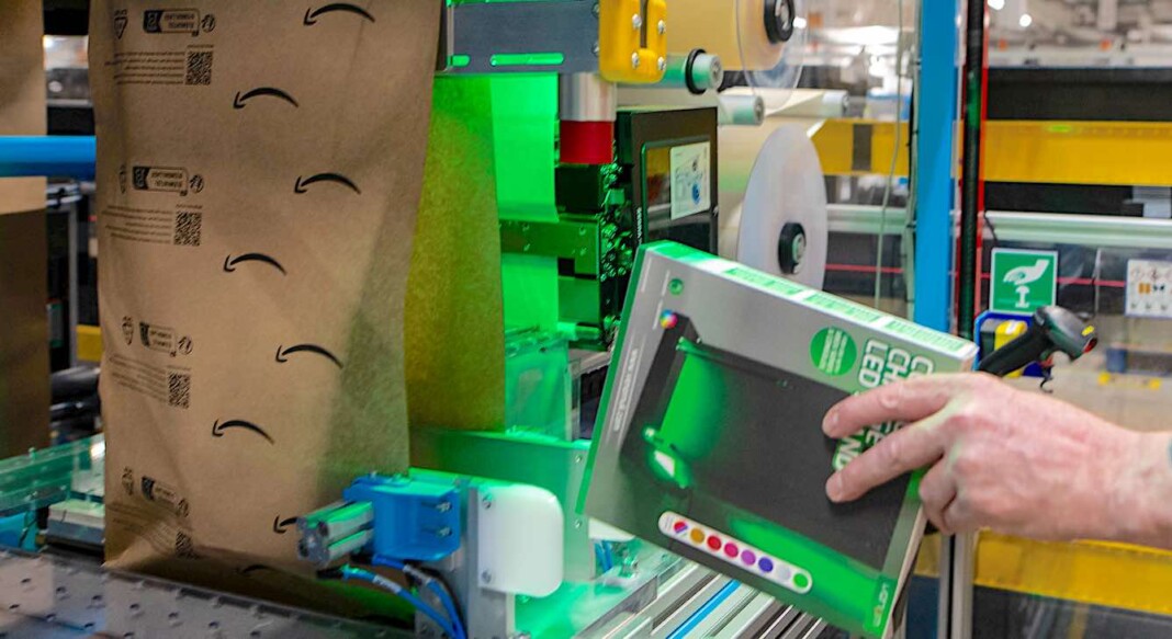 Amazon.com Now Builds Packaging to Fit Items And Cut Waste—With Weather ...