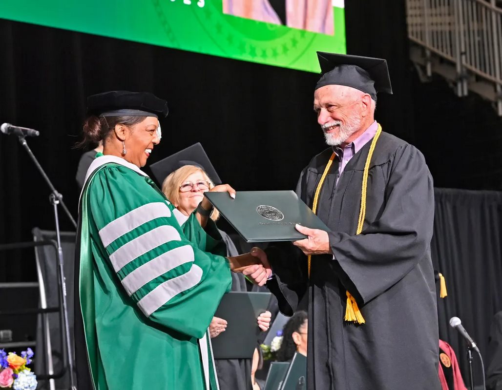 72 Year Old Graduates From College With His 99 Yo Mom Cheering Him On
