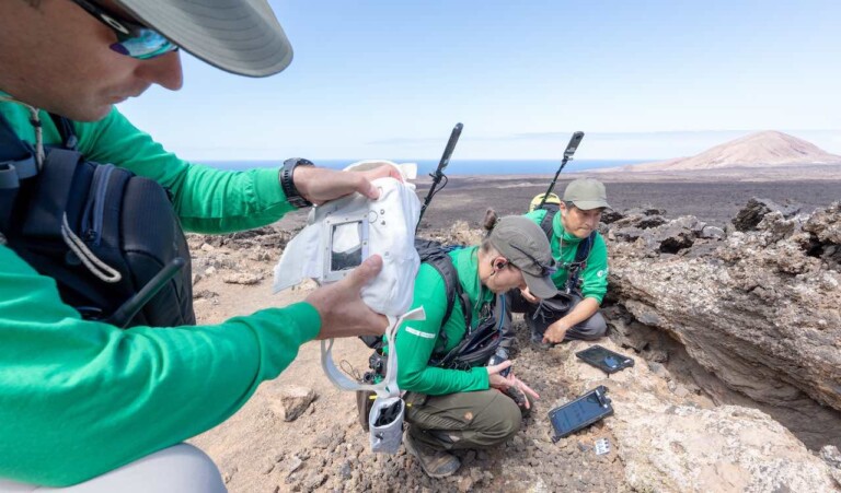 Astronauts ‘Shoot’ For the Moon, Trying Out New Camera Made For Space ...