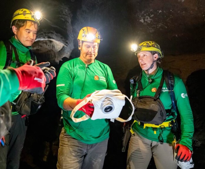 Astronauts ‘Shoot’ For the Moon, Trying Out New Camera Made For Space ...