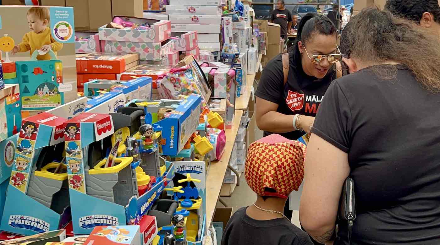 Joy Returning to Maui: Walmart and Salvation Army Bring Holiday Cheer ...