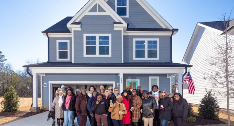 Family of Fallen Soldier Given Keys to New Home Built by Volunteers in ...