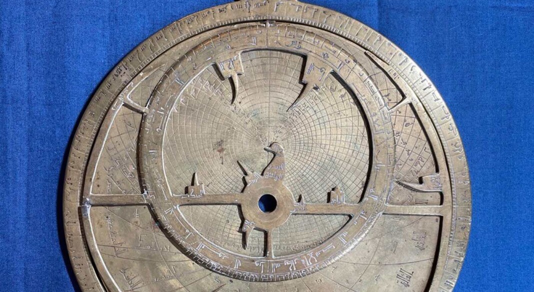 1,000-Year-old Scientific Instrument Was Passed Between Muslims and ...