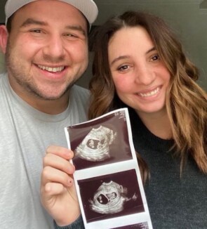 Mom Has 70 Million-to-1 Quadruplets—Two Sets of Identical Twins–And ...