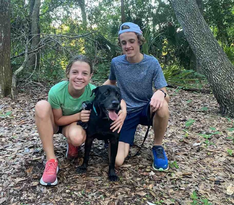 PE Coach Pairs Unmotivated Students to Run with Shelter Dogs–Adoptions Soar